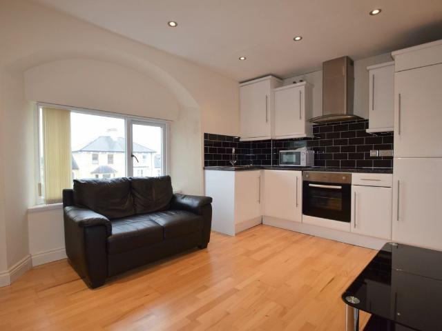 Newport Road, Roath CF24, 1 bed flat to rent, £800 pcm | PrimeLocation