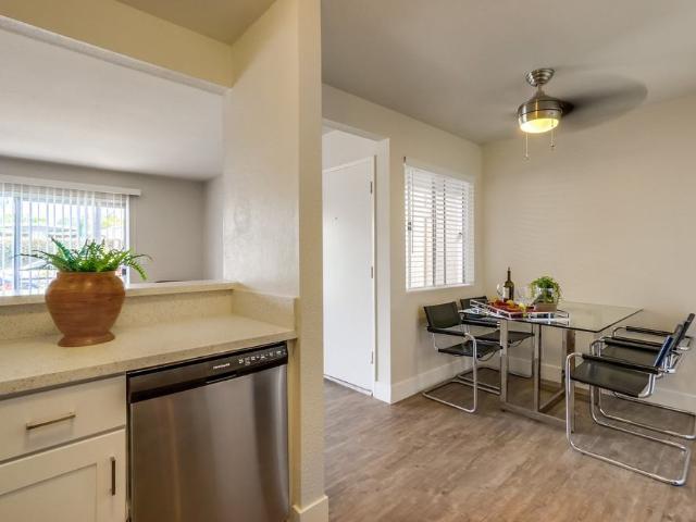 Newport Seacrest Apartments 1 Bedroom Apartment for Rent at 843 W 15th St, Newport Beach, CA 92663