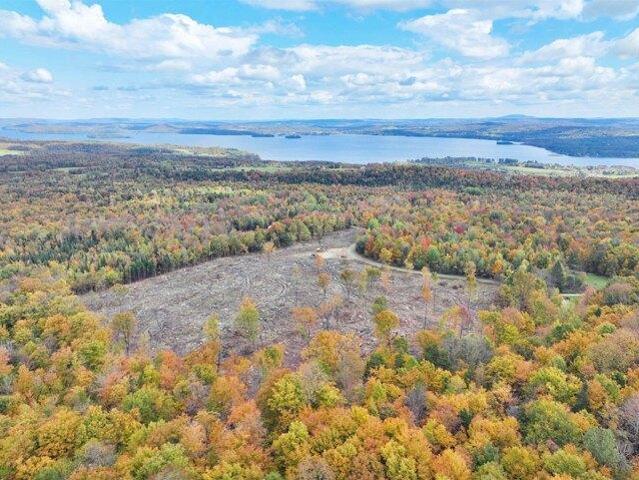 Newport VT 05857 102157277