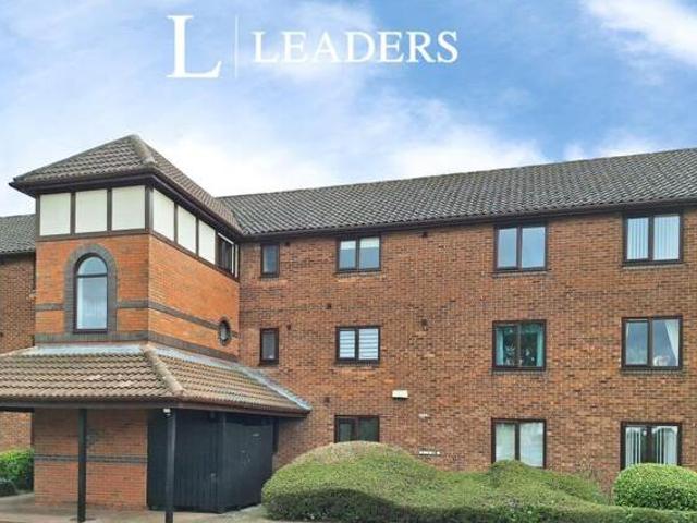 Newsholme Close, Culcheth, 2 Bedroom Flat