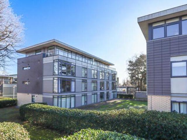Newsom Place, Manor Road, 1 Bedroom Flat