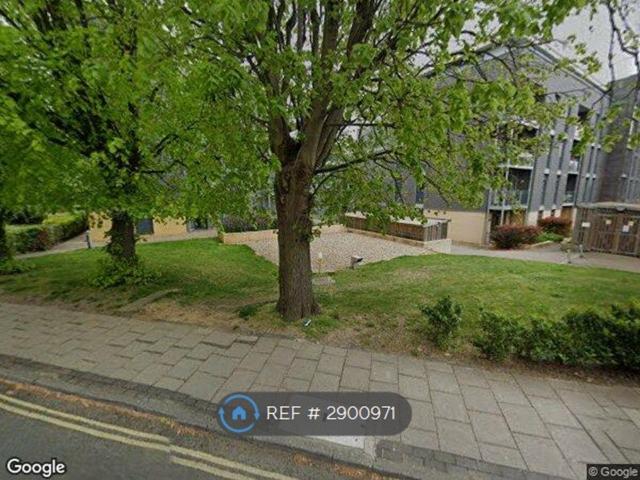 Newsom Place, St. Albans AL1, 2 bed flat to rent, £2,050 pcm | PrimeLocation