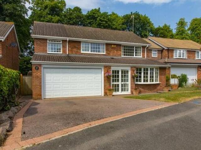Newstead Avenue, Bushby, 4 Bedroom Detached