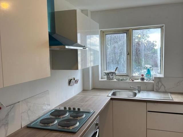 Newstead Court, Northolt UB5, 1 bed flat to rent, £1,400 pcm | PrimeLocation