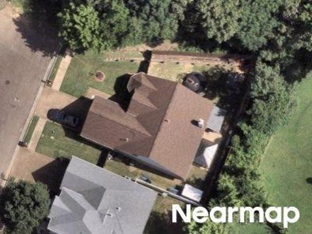 Neyland Valley Dr