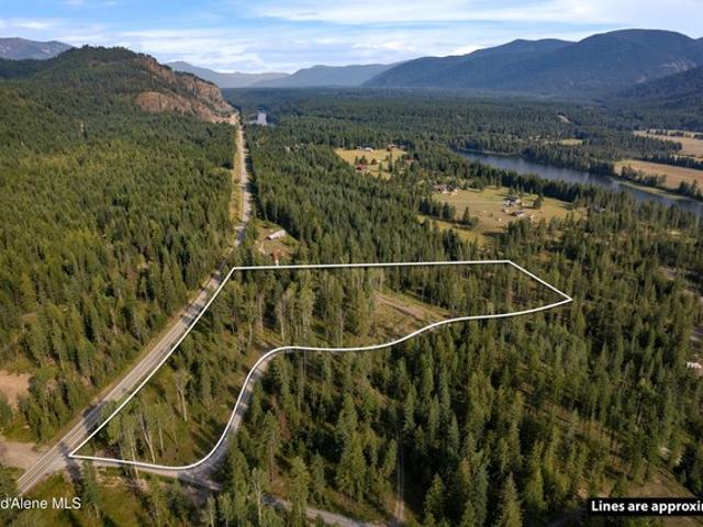 Nka Condor Dr, Clark Fork, ID 83811
