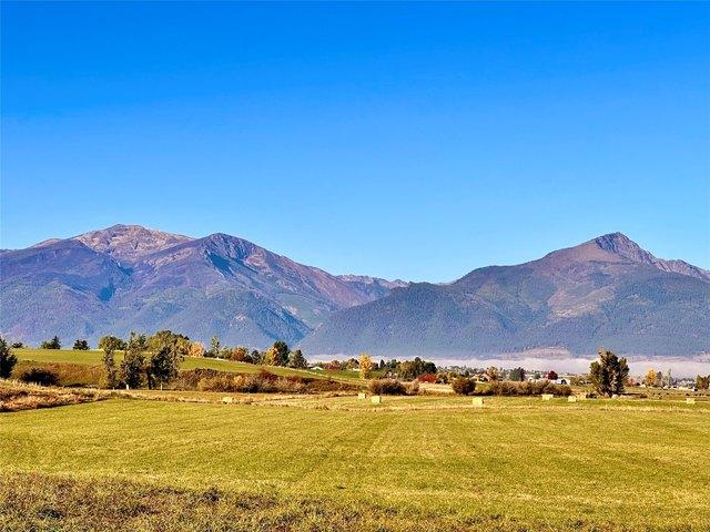 Nhn Charlotte Way, Stevensville, MT 59870