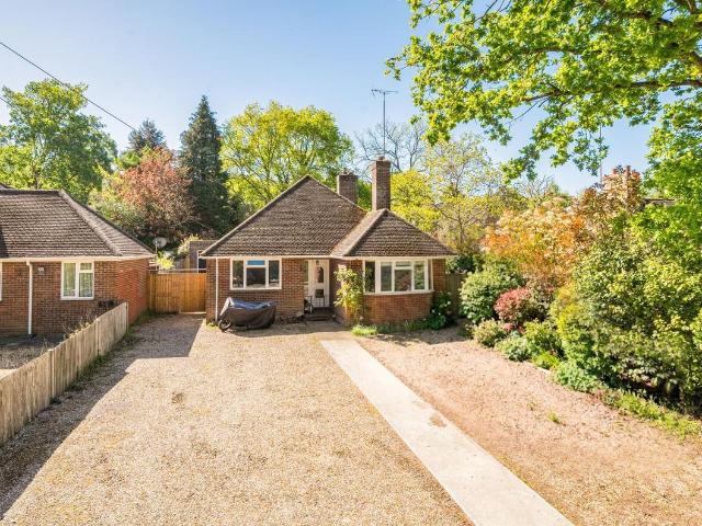 Nine Mile Ride, Finchampstead, Wokingham RG40, 3 bed bungalow to rent, £2,300 pcm | PrimeLocation