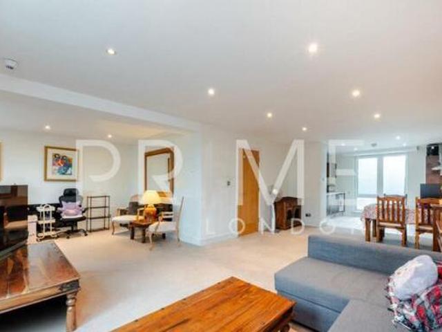 Nine Albert Embankment, Vauxhall, 2 Bedroom Apartment