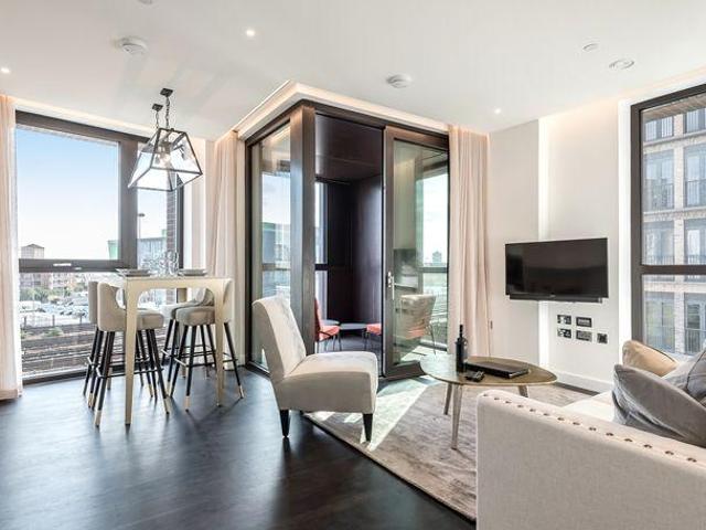 Nine Elms, London. SW11 2 bed apartment to rent £4,073 pcm £940 pw
