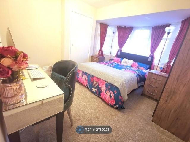 Nine Elms Lane, Wolverhampton WV10, Room to rent, £650 pcm | PrimeLocation