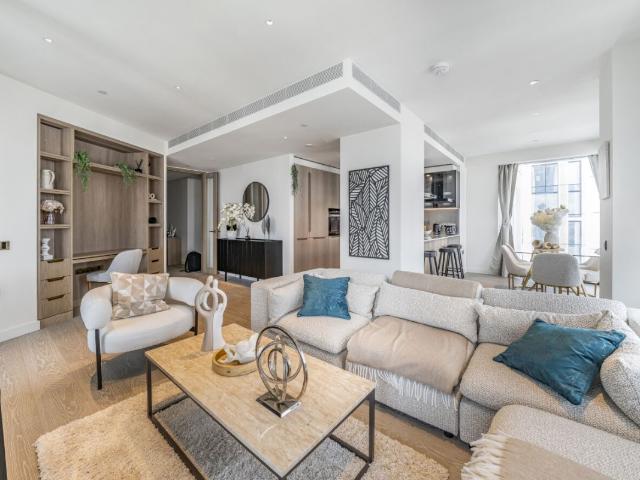 Nine Elms Lane, London SW8, 1 bed flat to rent, £4,500 pcm | PrimeLocation
