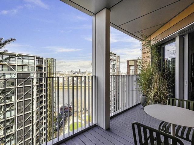 Nine Elms Lane, London, SW11 1 bed apartment to rent £3,400 pcm £785 pw