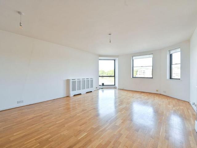 Nine Elms Lane, Nine Elms, London, SW8 1 bed flat to rent £2,650 pcm £612 pw