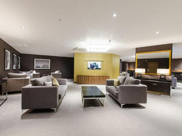 Nine Elms Point, SW8, Nine Elms. 1 bed flat to rent £2,800 pcm £646 pw