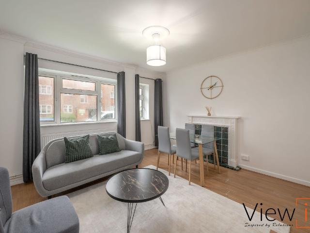 Nine Elms, Wyvil Road, London SW8, 2 bed flat to rent, £2,800 pcm | PrimeLocation