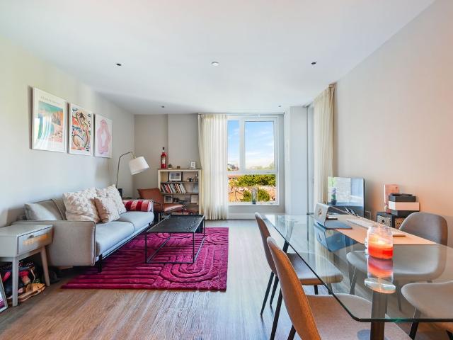 Nine Gasholder Place, Oval Village, London SE11, 1 bed flat to rent, £2,860 pcm | PrimeLocation