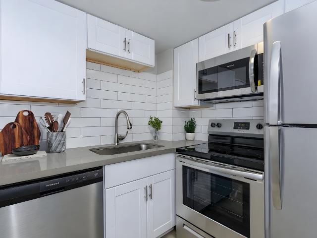 Nines at Lakeside 2 Bedroom Apartment for Rent at 999 E Baseline Rd, Tempe, AZ 85283