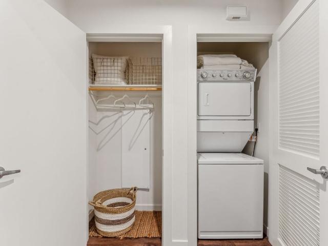 Nineteen01 2 Bedroom Apartment for Rent at 1901 E 1st St, Santa Ana, CA 92705 Metro East