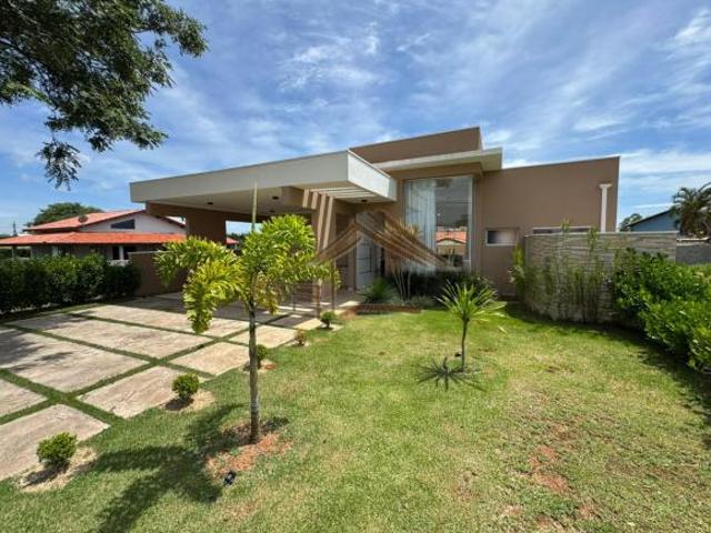 Ninho Verde 1, espetacular casa com 3 dormitórios, totalmente mobiliada, área gourmet integrada