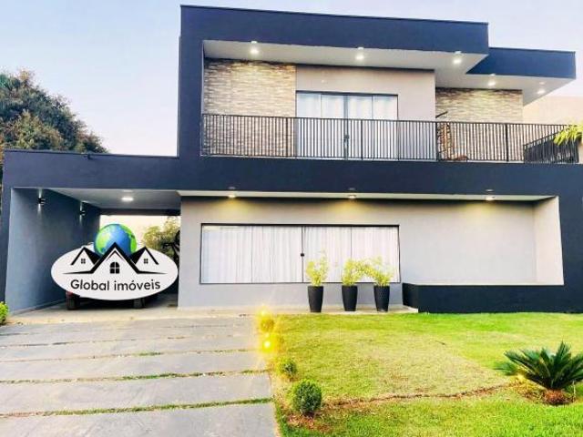 Ninho Verde 1 Sobrado com 5 Dormts Piscina