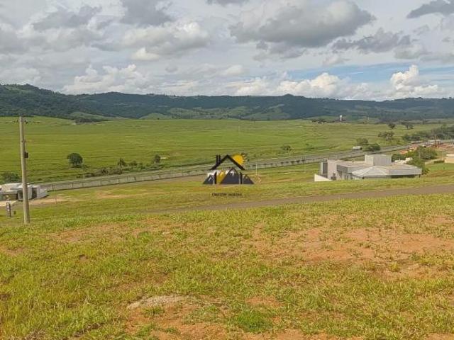 Ninho Verde 2 Eco Residence Terreno à Venda no Ninho Verde 2 com Vista Permanente para a Cuesta de