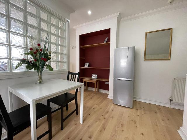 Ninian Road, Cardiff CF23, 1 bed flat to rent, £800 pcm | PrimeLocation