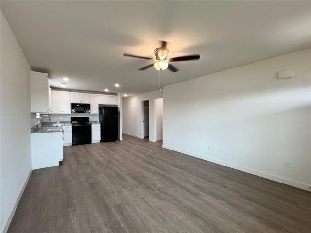 Nice Newer Duplexes Near XNA and Bentonville
