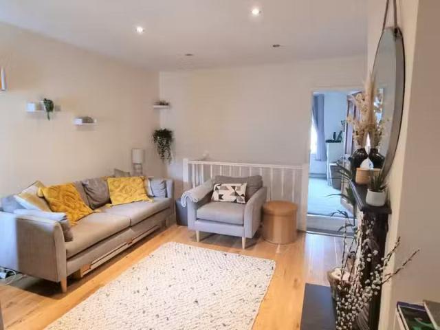 For Rent! Nightingale Road, HITCHIN