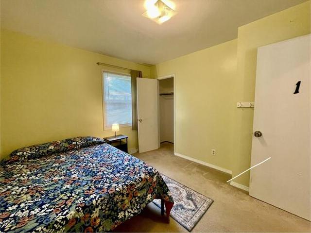 Nice Northland home, great neighborhood!