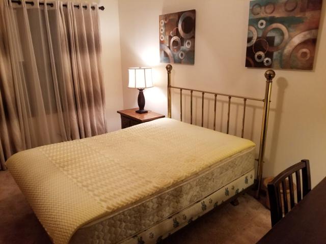 NICE AND COZY ROOM AND HOUSE SHARE