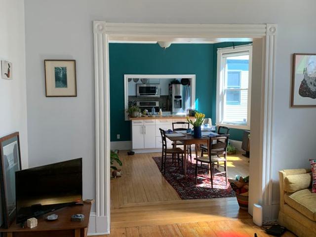 Nice bedroom available in renovated Jamaica Plain