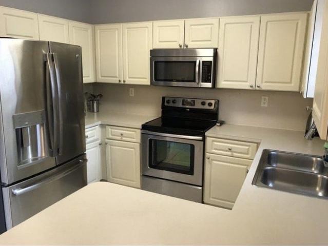 Nice comfy room for rent