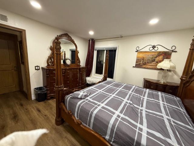 Nice & comfortable gust room in city of Orange