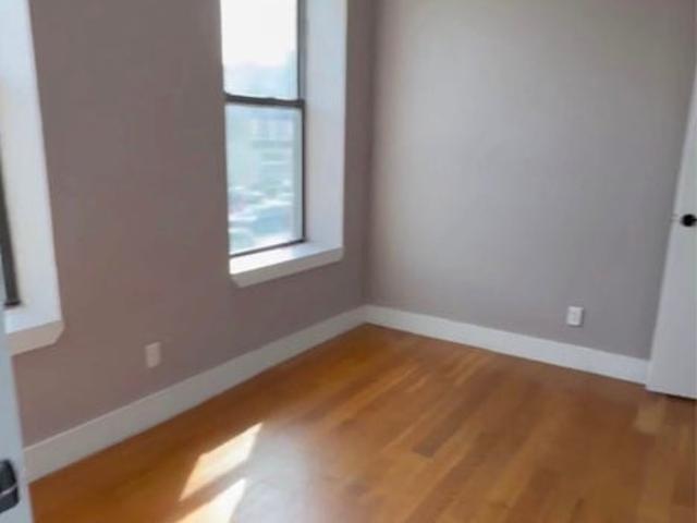 Nice Crown Heights Apartment