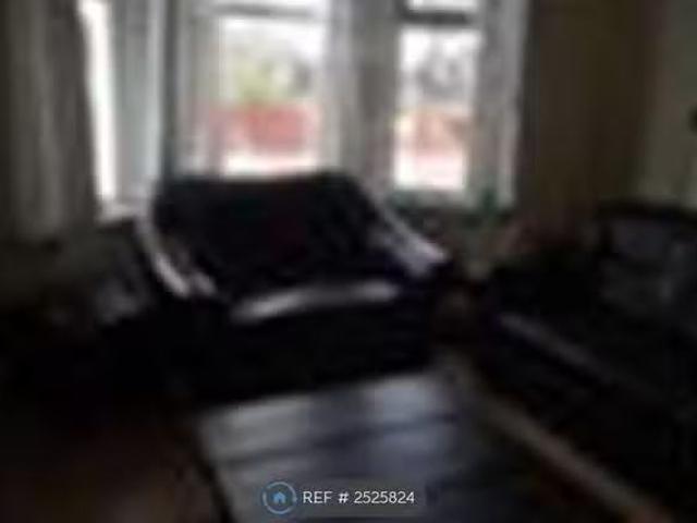 Cozy Flat to rent in Shardeloes Road, London SE14