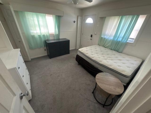 Nice house / Room in Saint Clair Shores