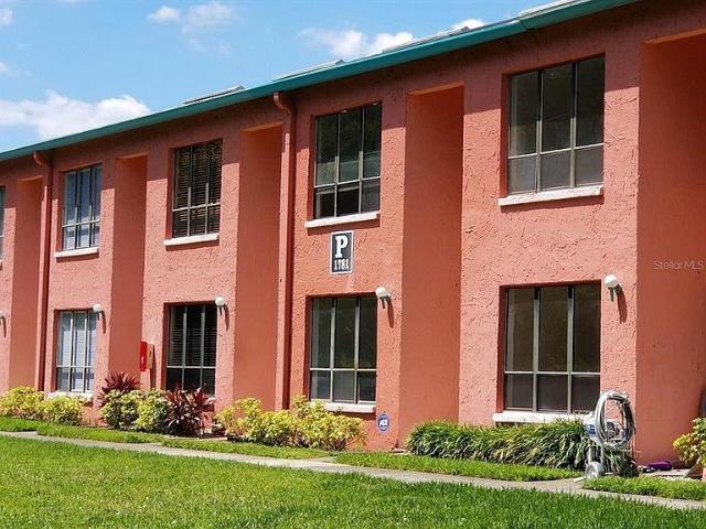 Nice in community of Paradise Lakes