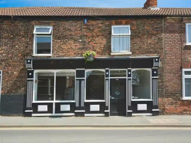 New Property for rent in 112 & 112a High Street Crowle, DN17