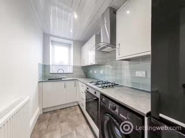 Charming Property to rent in 1/L, 210 Strathmartine Road, Dund.