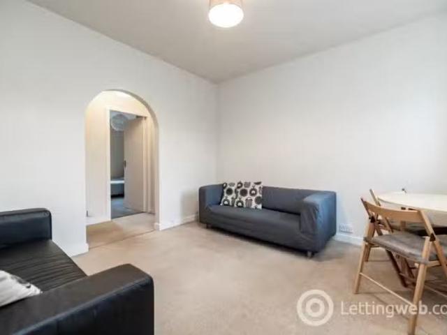 New Property to rent in 51 Powis Place, Aberdeen, AB25 3TS
