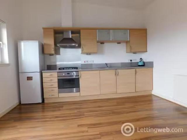 Just in! Property to rent in 8, Salamander Court, Edinburgh, E.