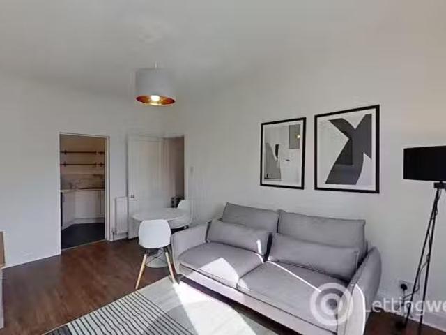 Cheap Property to rent in Admiralty Street, Edinburgh, Midloth.