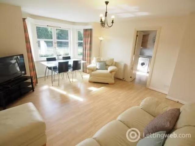 Deal! Property to rent in Albury Mansions, Ferryhill, Aberdeen.