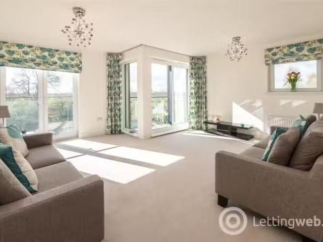 Cheap Property to rent in Burnbrae Park, East Craigs, Edinburg.