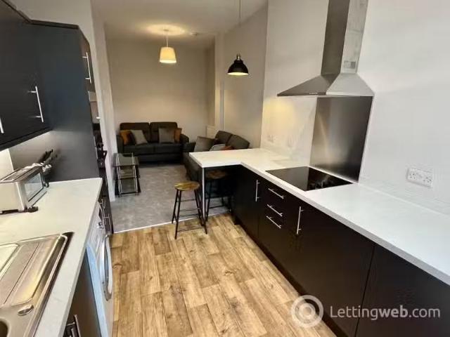 Nice Property to rent in Gilmore Place, Bruntsfield, Edinburgh.
