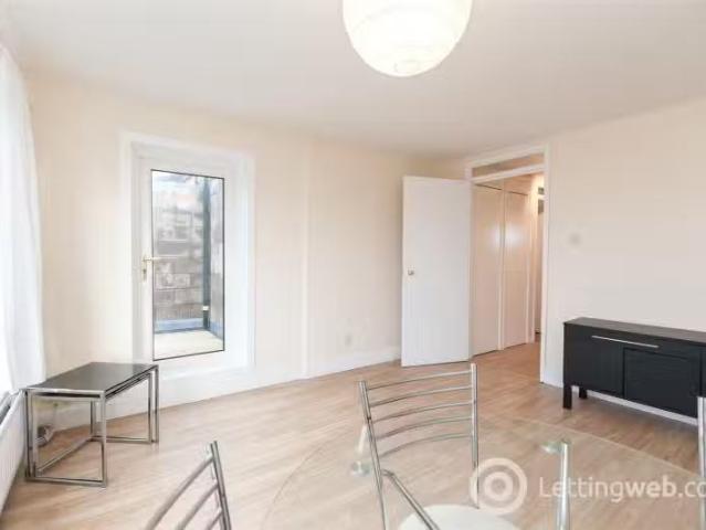 New Property to rent in Great Junction Street, Edinburgh, EH6
