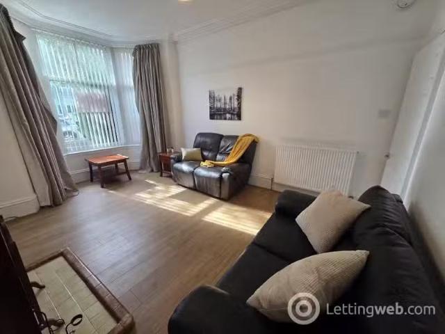Deal! Property to rent in Forest Avenue, West End, Aberdeen, A.