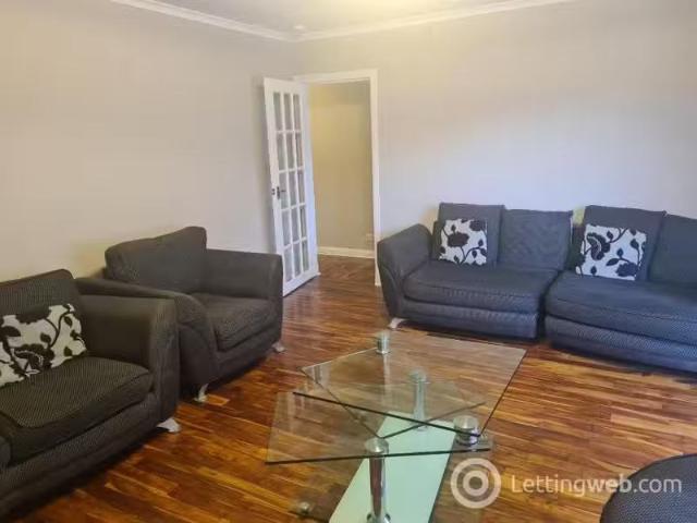 New Property to rent in Inverleith Row, Inverleith, Edinburgh.