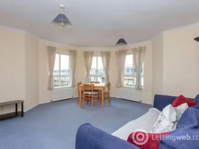 Unique Property to rent in Mc Donald Road, Edinburgh, EH7